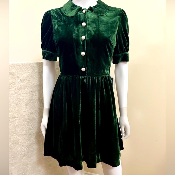 Modcloth | Dresses | Modcloth Green Velvet Retro Pearls Buttons Mini ...